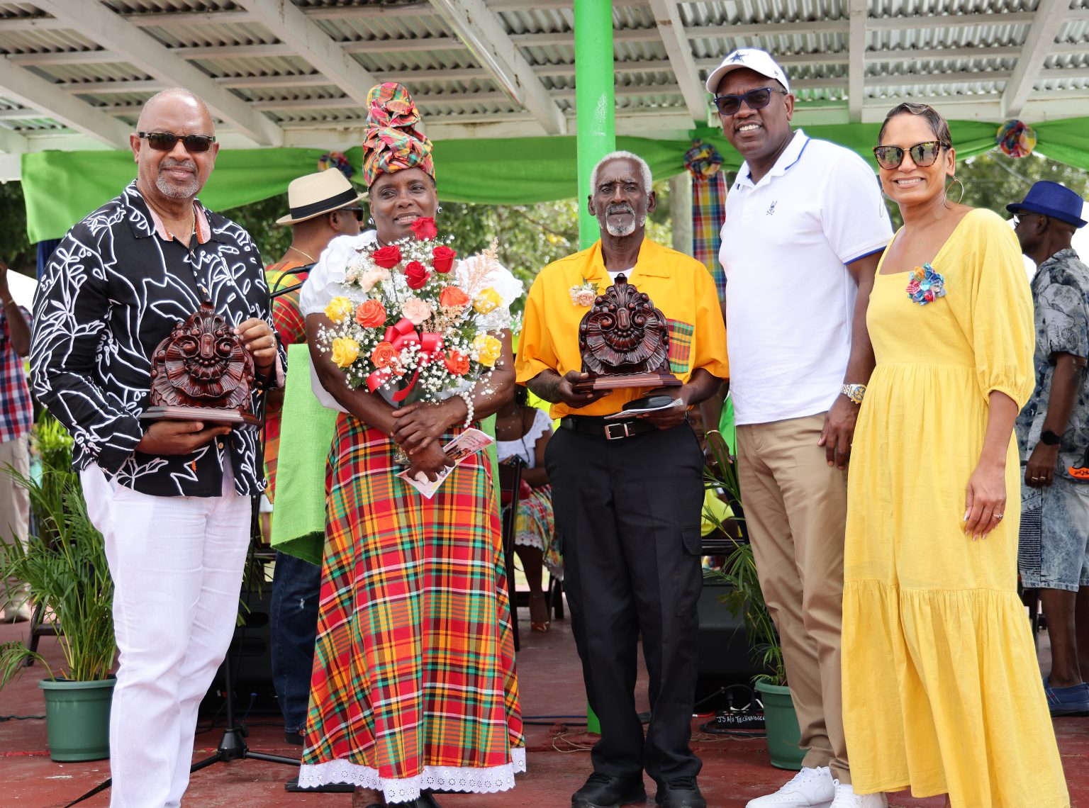 Governor Bryan Praises Successful Crucian Christmas Festival ...